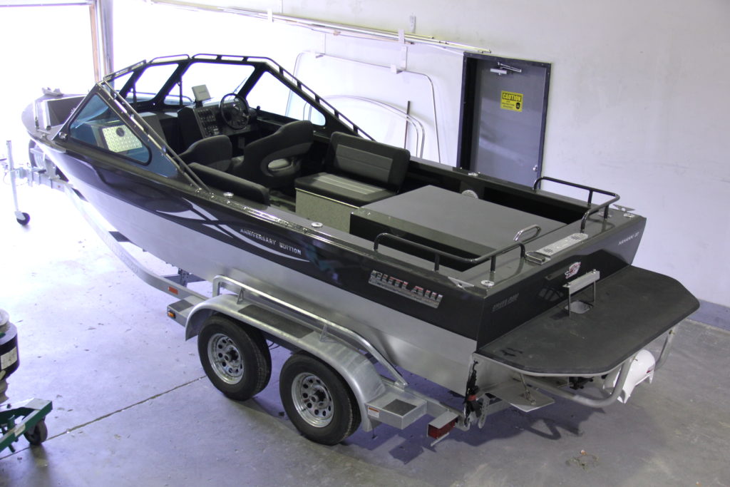 Boat Builder - Outlaw Eagle