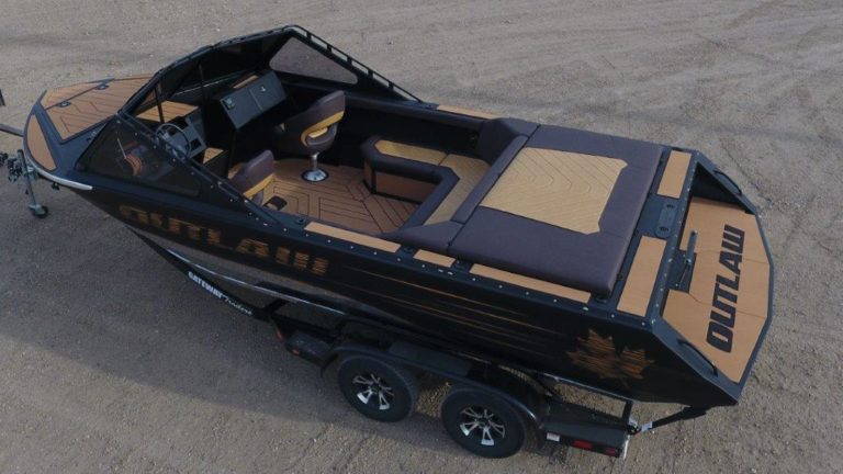 Boat Builder - Outlaw Eagle